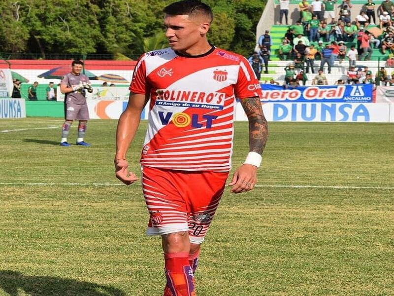 Mathias Techera con un año más de contrato en el Vida - RCV Honduras