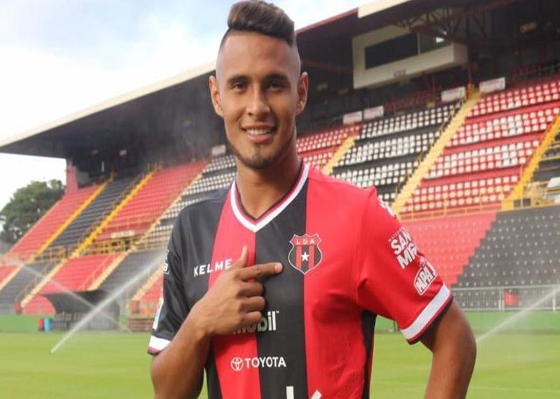 ¡Fiel a la Liga Deportiva Alajuelense! Alex López confiesa haber ...
