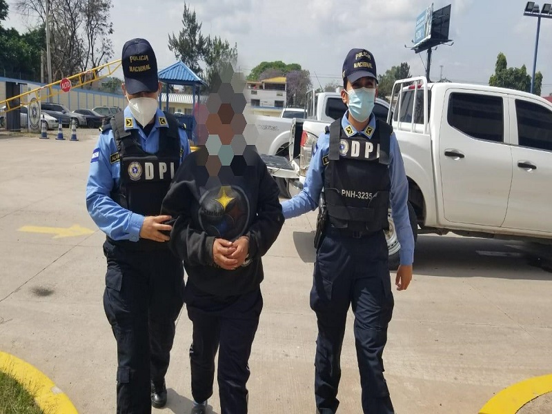 Por asesinato capturan a una mujer integrante de la mara MS-13 Salvatruc