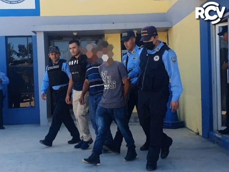Policía Nacional arrestó a dos presuntos violadores de una menor en Yoro
