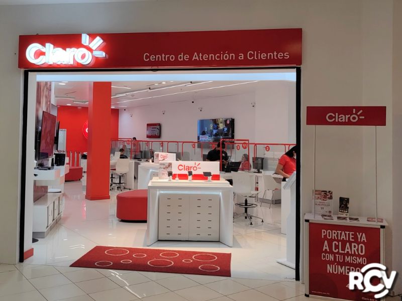 Claro inaugura su tan esperada tienda remodelada en Multiplaza, San Pedro Sula