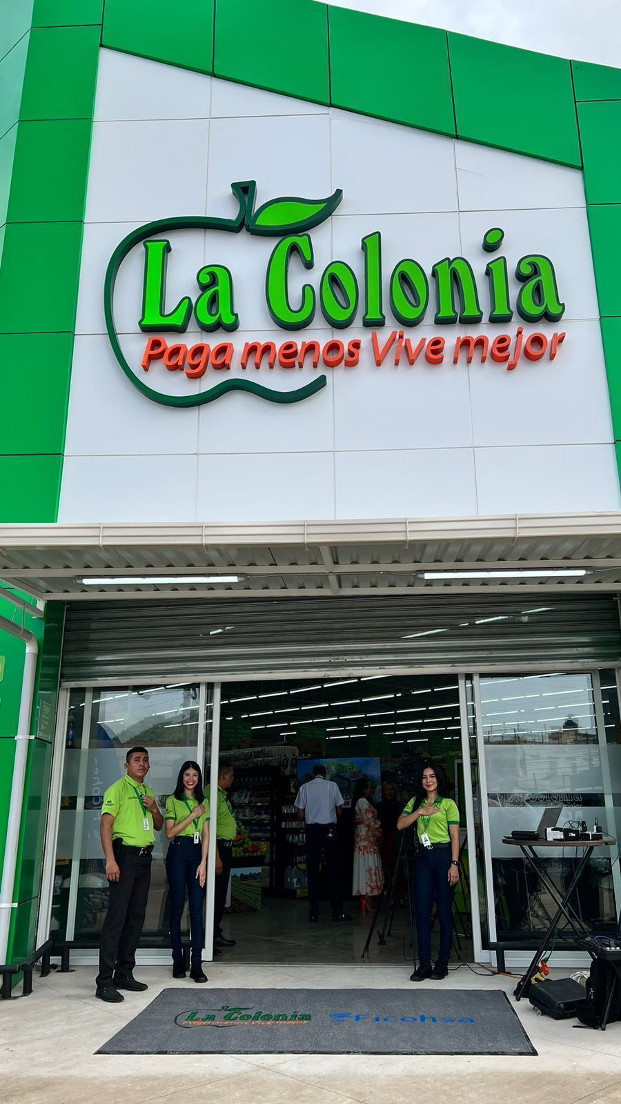 Supermercados La Colonia abre su primera tienda en Talanga