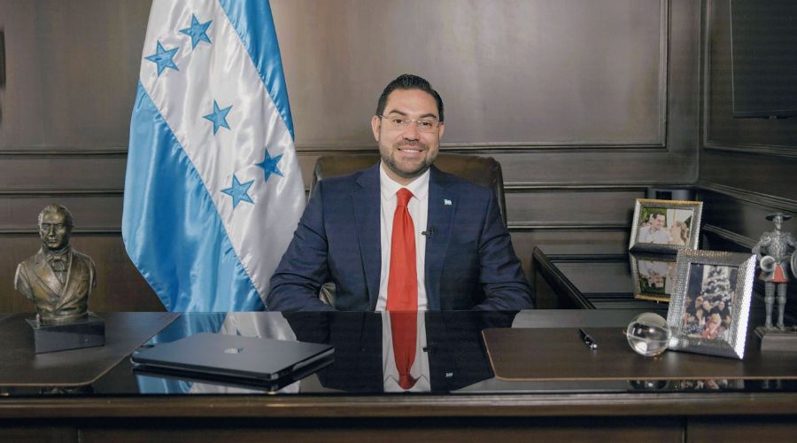 Jorge Cálix hace oficial su precandidatura presidencial