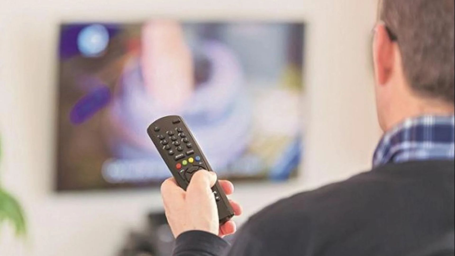 Cómo solucionar el problema del Smart TV cuando el volumen se baja solo