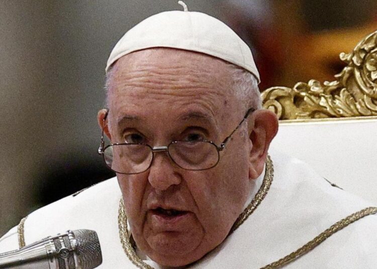 Estado de salud del Papa Francisco no está fuera de peligro