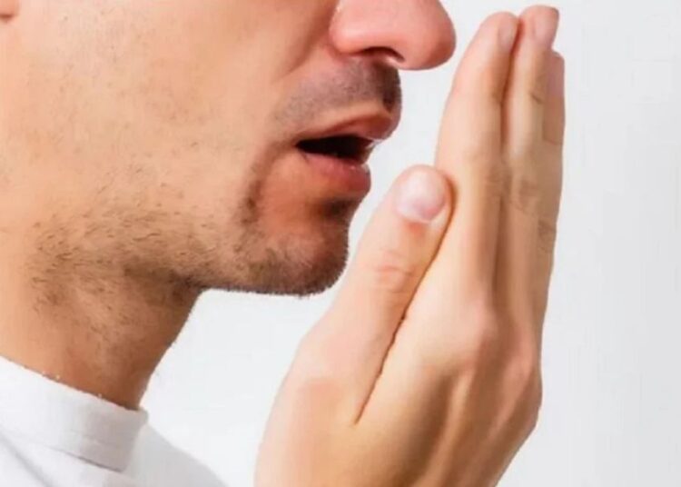 ¿Qué significa eructar mucho?