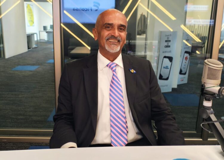 Honduras vive versión local de Venezuela: Marco Porras