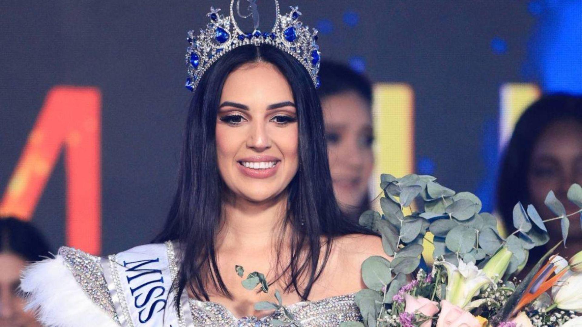 Alejandra Fuentes es la nueva Miss Honduras Universo