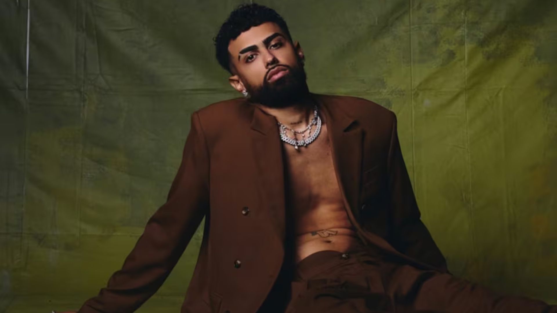 Jay Wheeler sorprende con bachata y nuevo capítulo