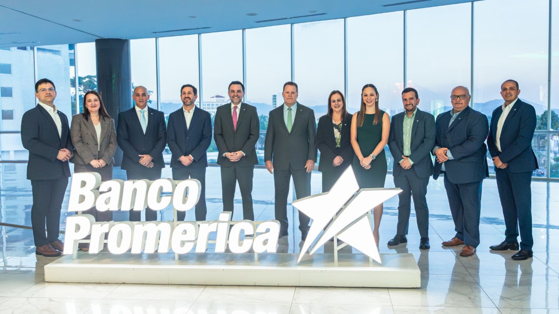 BANCO PROMERICA REUNE A LÍDERES EMPRESARIALES EN CONFERENCIA SOBRE EL ...